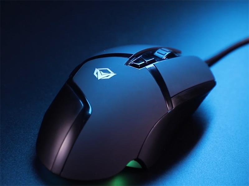Wired Vs. Wireless Gaming Mice: Key Differences Explained